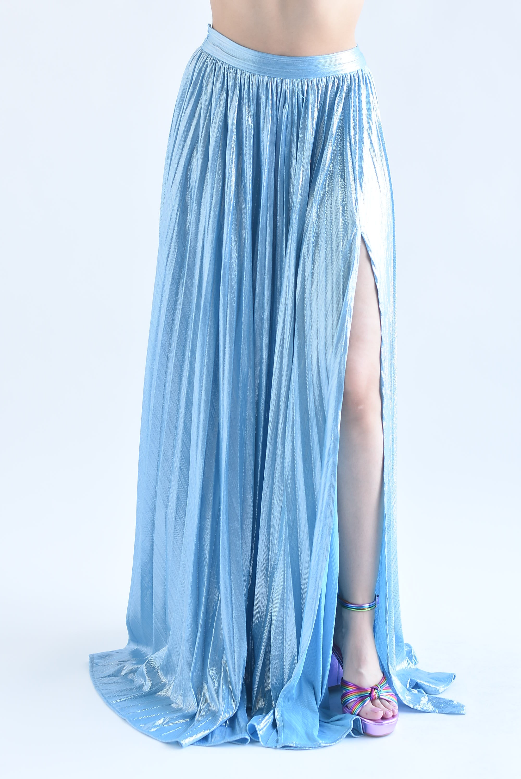 Maxifalda metálica Azul Baby – Fashion Styled